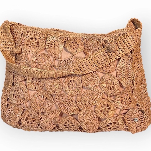 Flora Bella | Bags | Elegant Bella Flora Woven Shoulder Bag Crochet ...